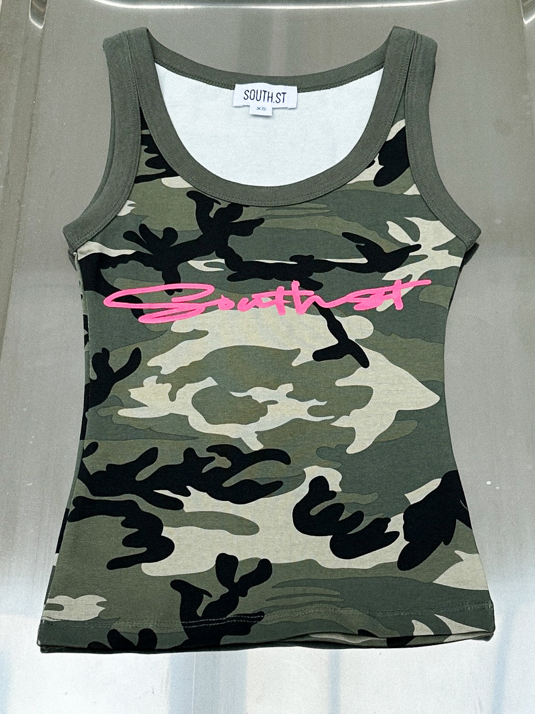 SST CAMO TANK – SOUTHST UK